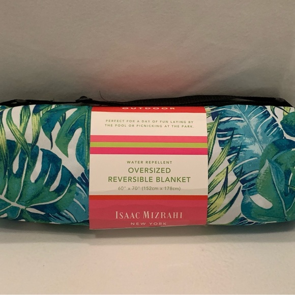 Isaac Mizrahi | Other | Isaac Mizrahi All Purpose Outdoor Blanket Nwt | Poshmark